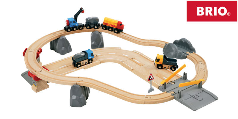 Elevated Rail & Road Quarry Loading Wooden Train Set – WoodenTracks